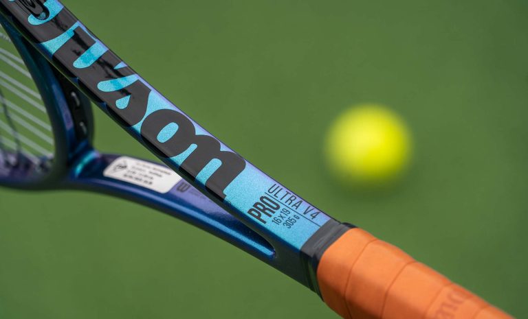 Wilson Ultra Pro V4 16x19 Review - Tennis Creative
